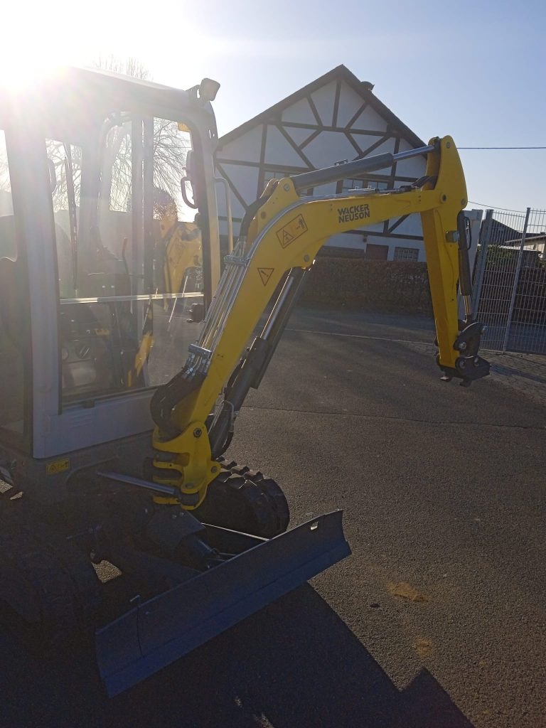 Wacker Neuson ET18 Minibagger Mikrobagger Raupenbagger Kettenbagger SBF ...